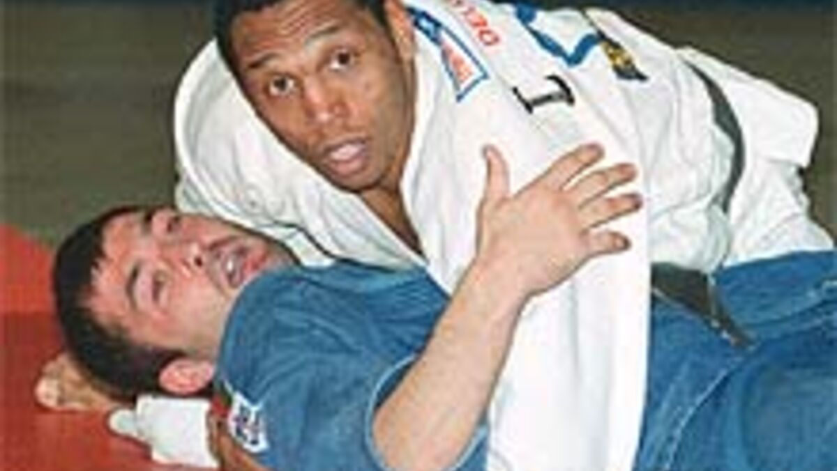 Nuno Delgado «brilha» no galarim parisiense - Judo - Jornal Record