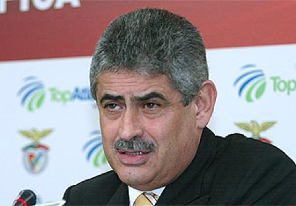 Vieira: «Não recebo lições de Paula Pinho» - Benfica - Jornal Record