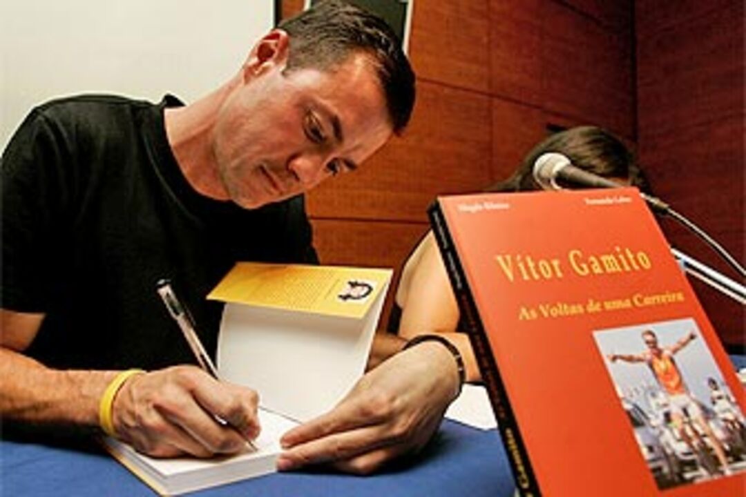 Gamito lançou biografia - Ciclismo - Jornal Record