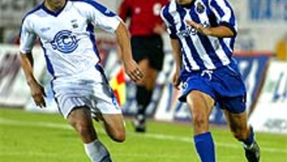 Nuno Valente à esquerda - FC Porto - Jornal Record