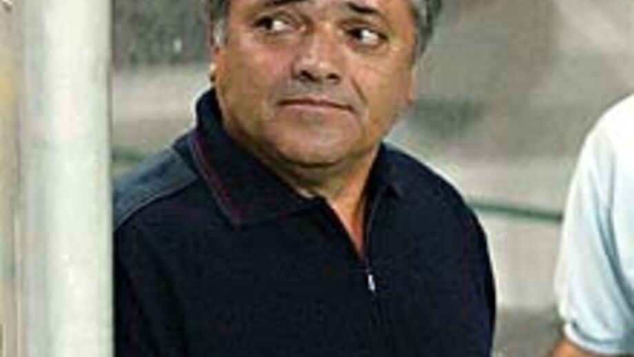 Mário Reis: «Custa muito perder assim» - Gil Vicente - Jornal Record