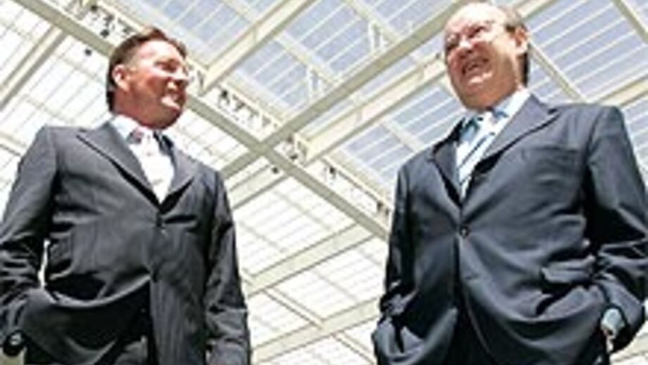 Co Adriaanse: «Quero ser campeão com futebol atractivo» - FC Porto ...