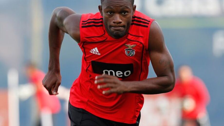 Mantorras treinou-se de manhã - Benfica - Jornal Record