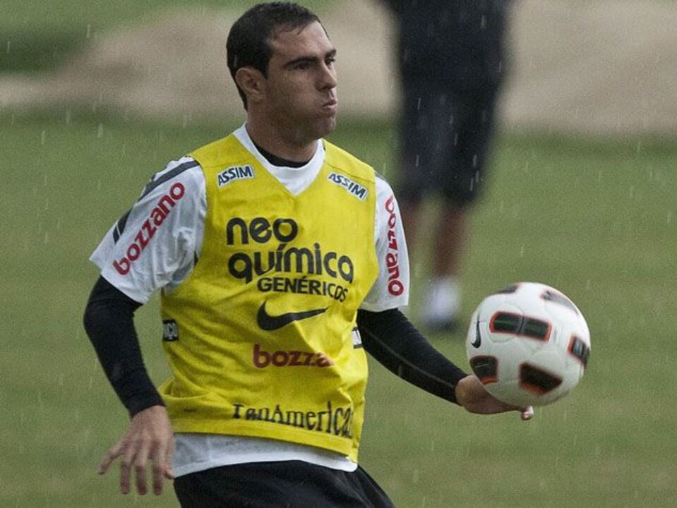 Bruno César já chegou a Lisboa - Benfica - Jornal Record