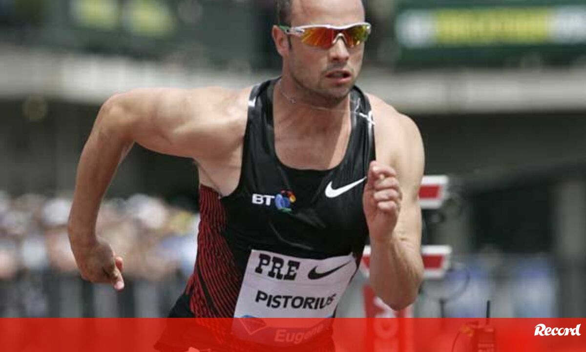 Pistorius faz história - Atletismo - Jornal Record
