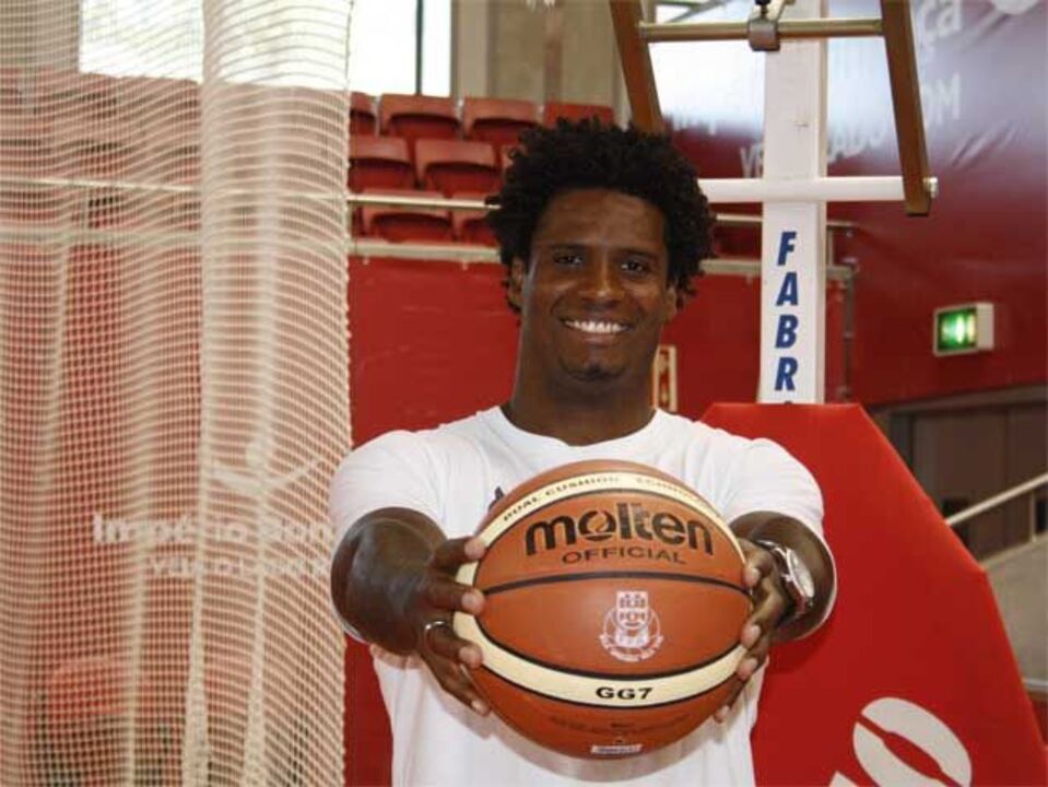 Carlos Andrade: «Sou do Benfica desde pequeno» - Basquetebol - Jornal ...