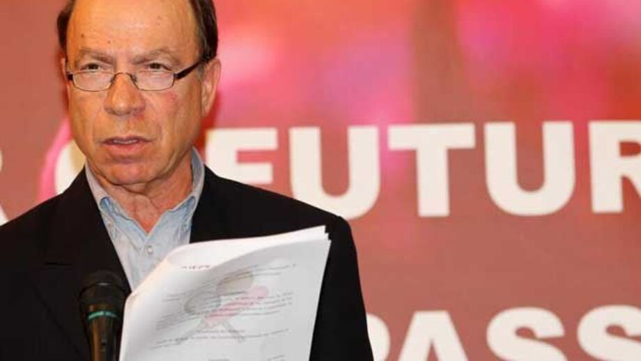 Mário Santos candidata-se à presidência do clube - Leixões - Jornal Record