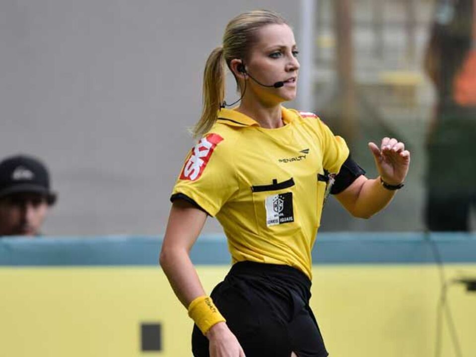 Fernanda Colombo Uliana: «Fui crucificada por ser bonita» - Brasil ...