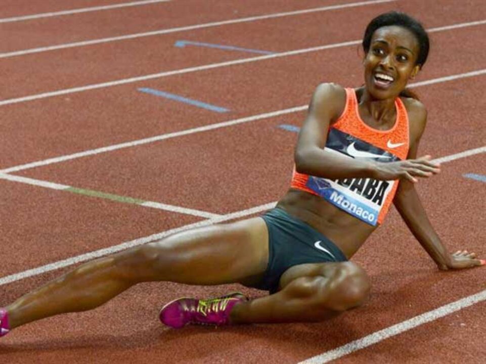 Genzebe Dibaba Bate Recorde Mundial Dos 1 500m Femininos Atletismo