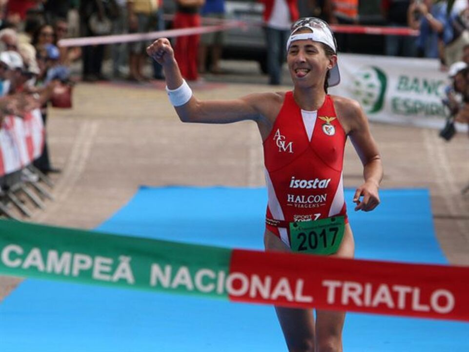 Vanessa Fernandes renova com o Benfica - Triatlo - Jornal Record