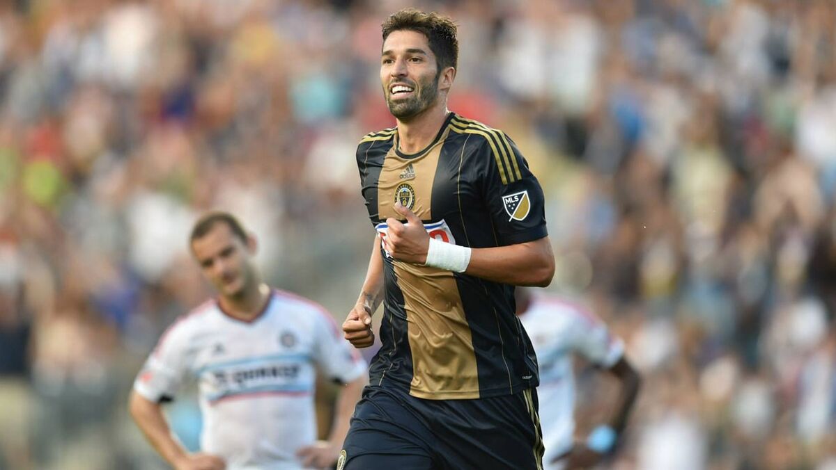 Steven Vitória na calha para representar seleção do Canadá - Benfica ...