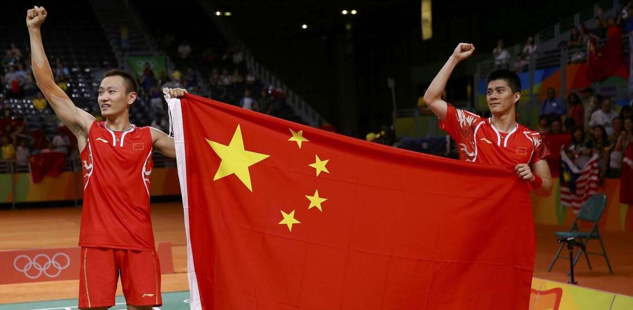 Fu Haifeng e Zhang Nan campeões de pares - Badminton - Jornal Record