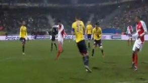 Ronaldo tinha razão: Moutinho bate (mesmo) bem! - Vídeos - Jornal Record