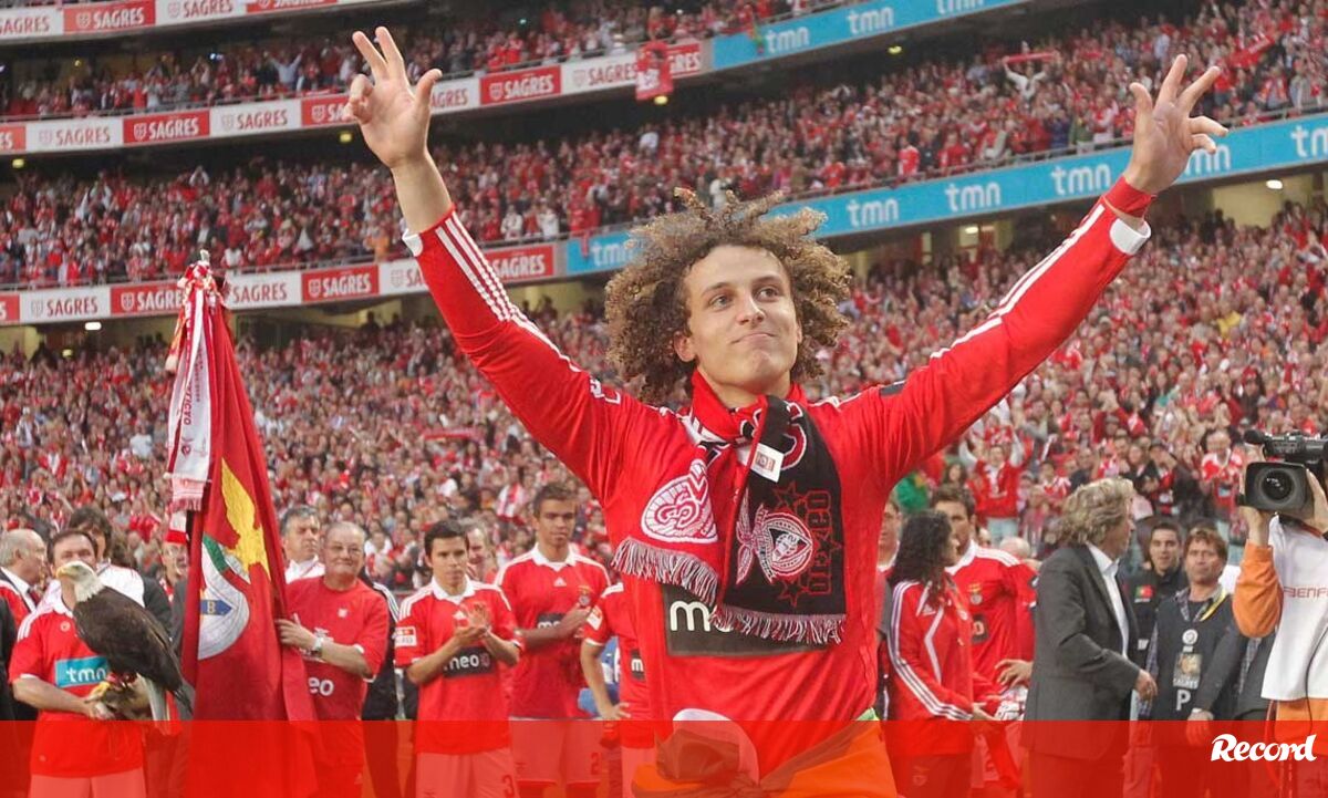 David Luiz: «Um dia Aimar chamou-me e começou a ensinar-me futebol ...