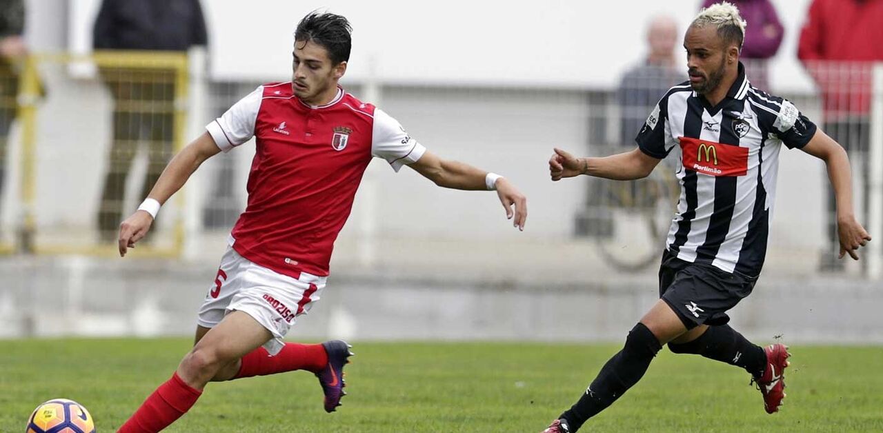 Xadas lançado para ser figura - Sp. Braga - Jornal Record