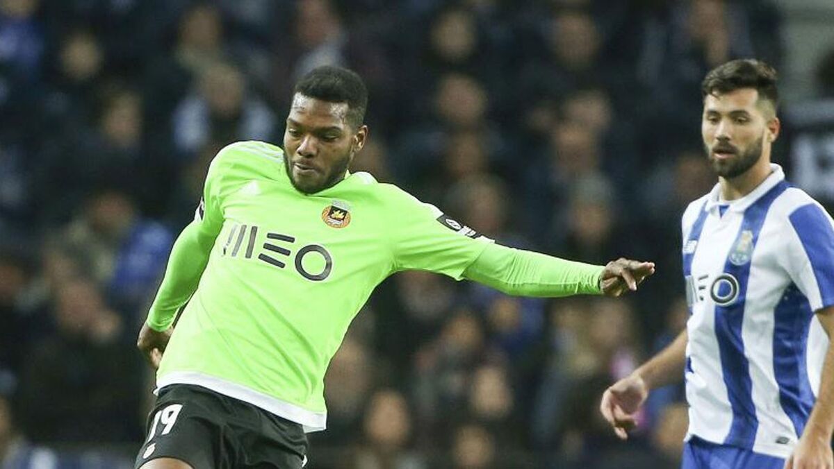 Avançado Ronan emprestado ao Varzim - Rio Ave - Jornal Record