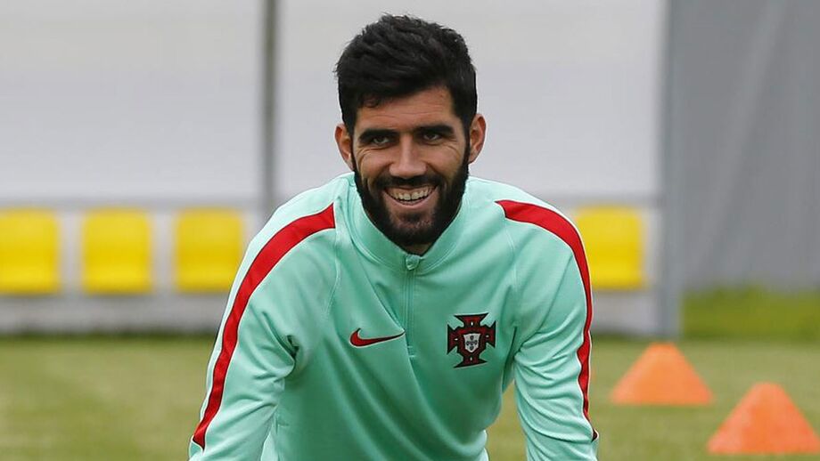 Luís Neto: «Portugal está garantido para os próximos anos» - Seleções ...