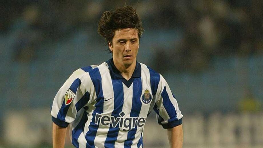 Tiago: «Quem ganhar o clássico será campeão» - FC Porto - Jornal Record