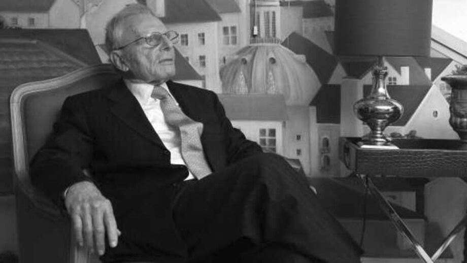 Morreu Frank Carlucci, antigo embaixador dos EUA em Portugal - Fora de ...