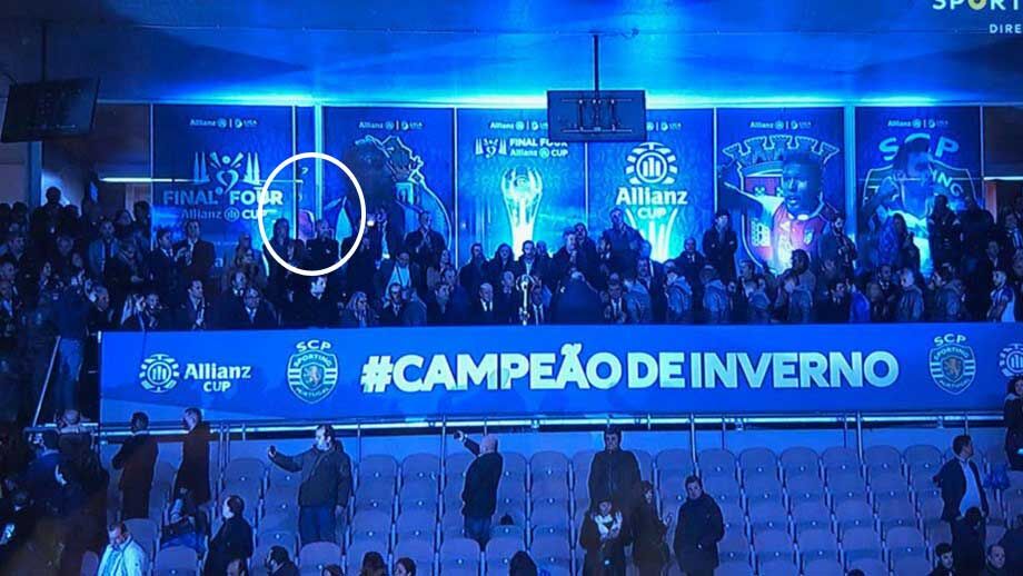 Afinal, por que motivo o símbolo do Benfica 'desapareceu' da tribuna em ...