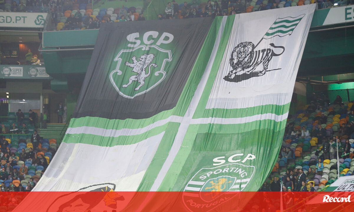 Claque do Sporting deixa mensagem antes do jogo com Portimonense ...