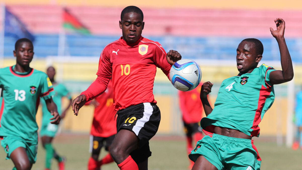 Zito Luvumbo apontado - Benfica - Jornal Record