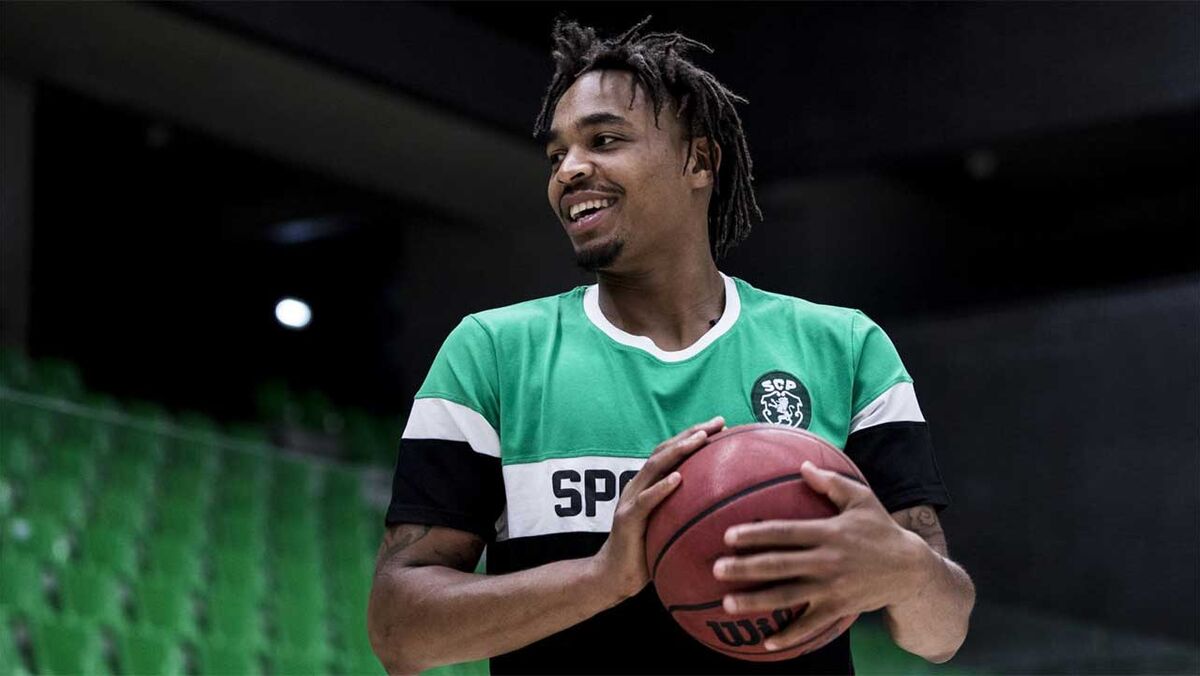 Sporting oficializa contratação de Travante Williams - Basquetebol ...