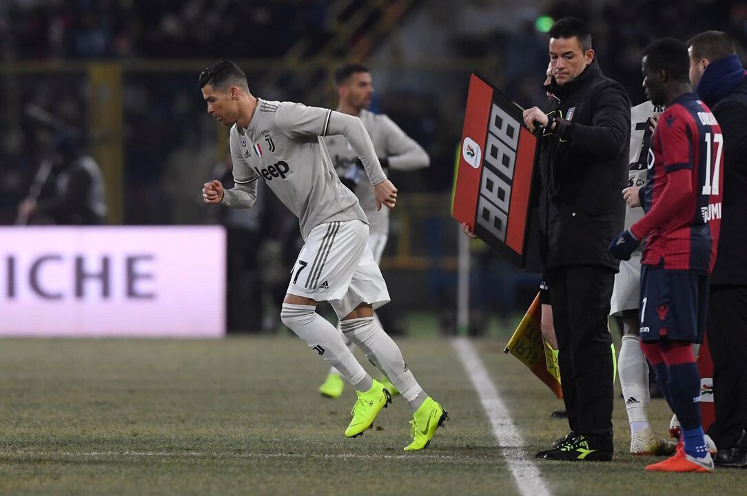 «Ronaldo, fast and furious»: imprensa italiana rendida à velocidade de ...