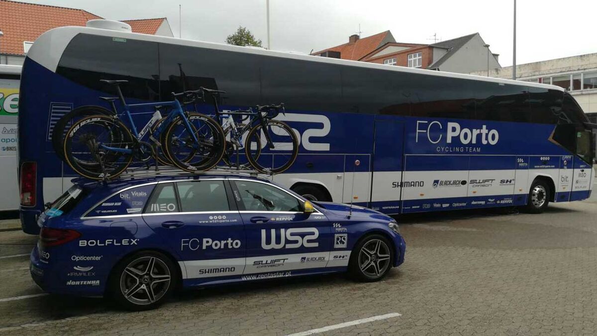 Justiça apreende autocarro da W52-FC Porto - Ciclismo - Jornal Record