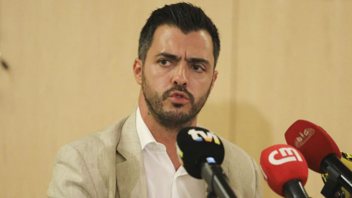 Alexandre Godinho e a reunião do plantel com Bruno de Carvalho ...