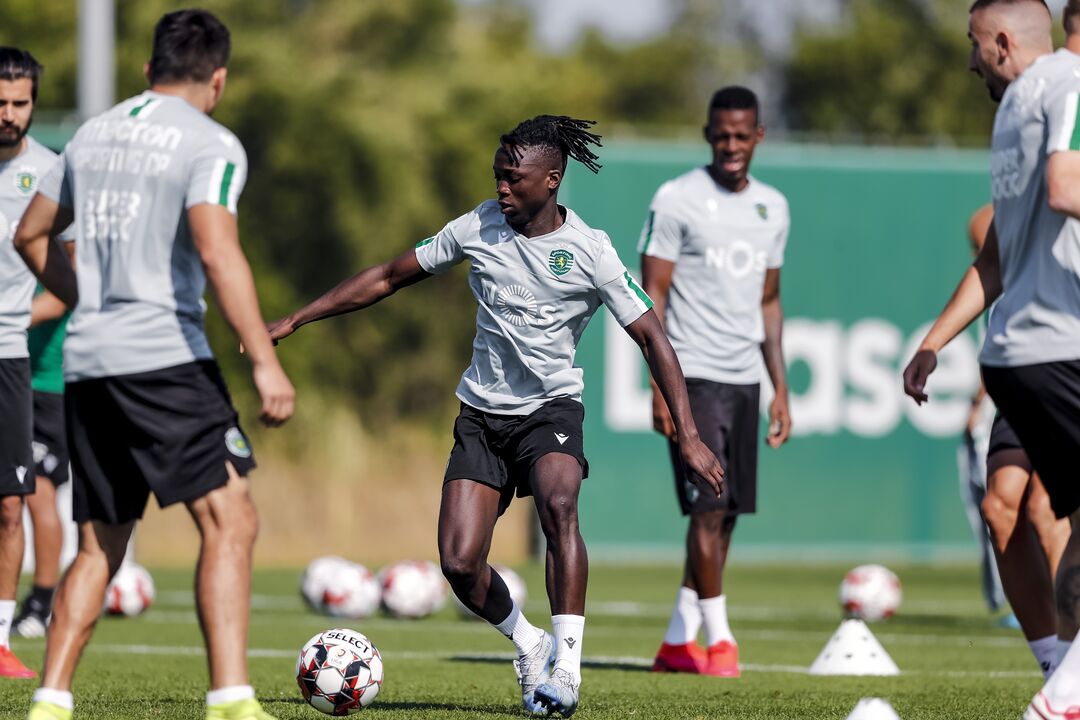 Joelson é reintegrado amanhã - Sporting - Jornal Record