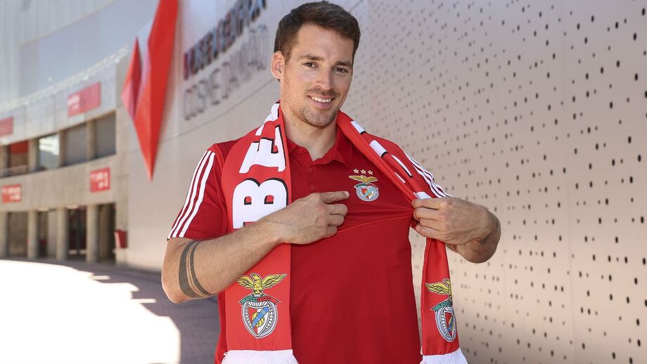 Rahmel é craque: ponta-direita é reforço do Benfica - Andebol - Jornal ...