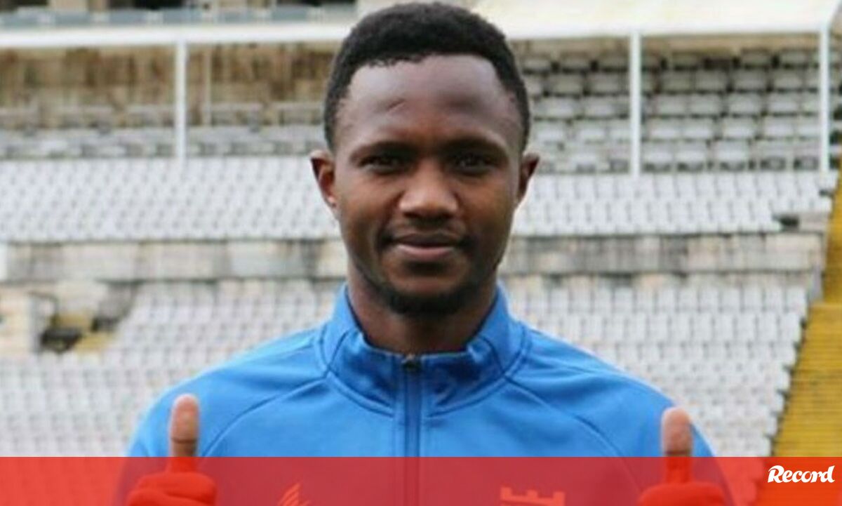 Cafú Phete assina em definitivo até 2022 - B SAD - Jornal Record