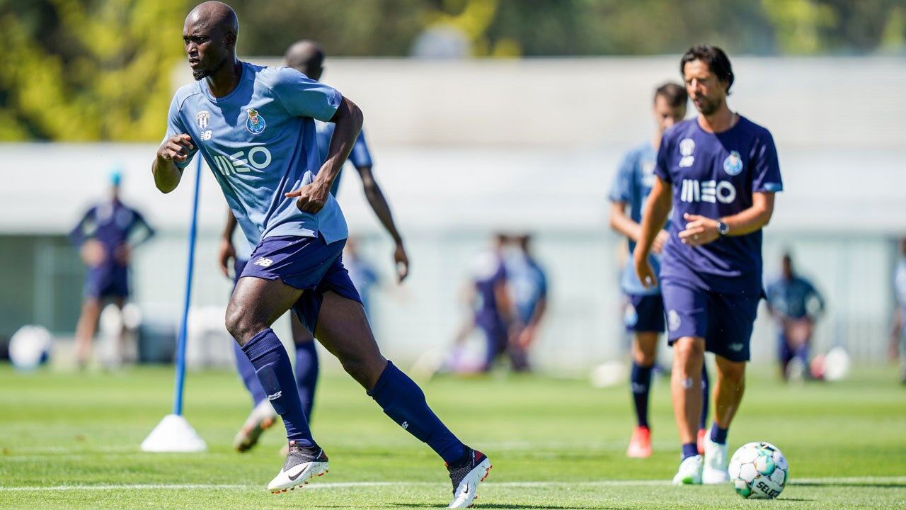 Plantel do FC Porto regressou ao Olival: As imagens do primeiro treino ...