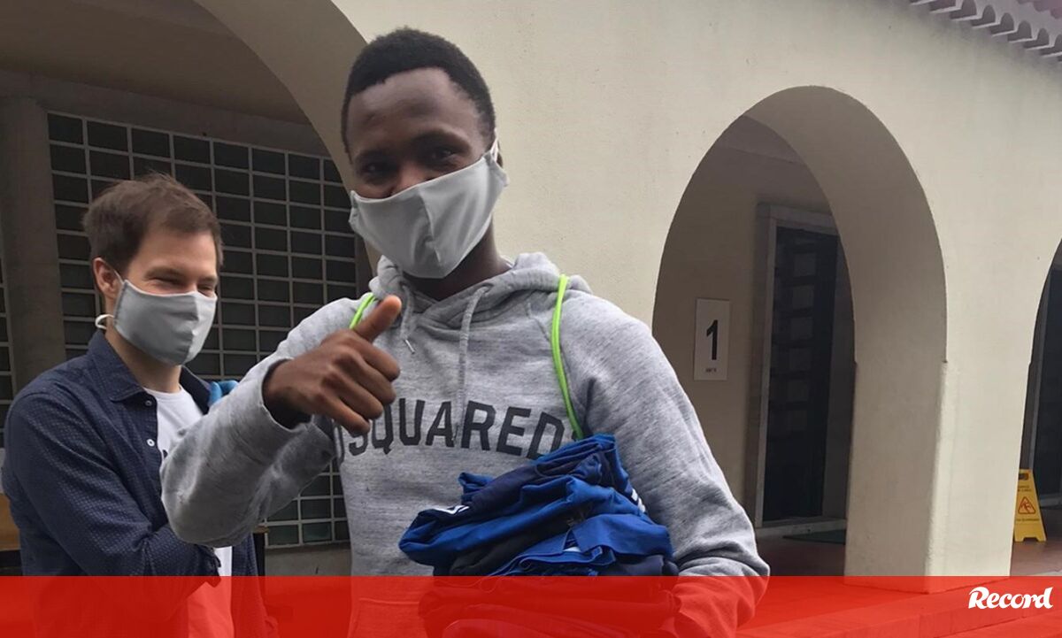 Cafú Phete voltou aos trabalhos - B SAD - Jornal Record