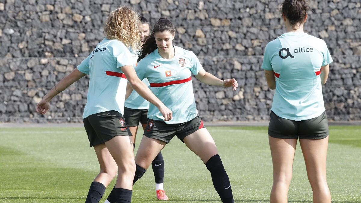 Ana Rute: «Sou a única jogadora não profissional e não remunerada no ...