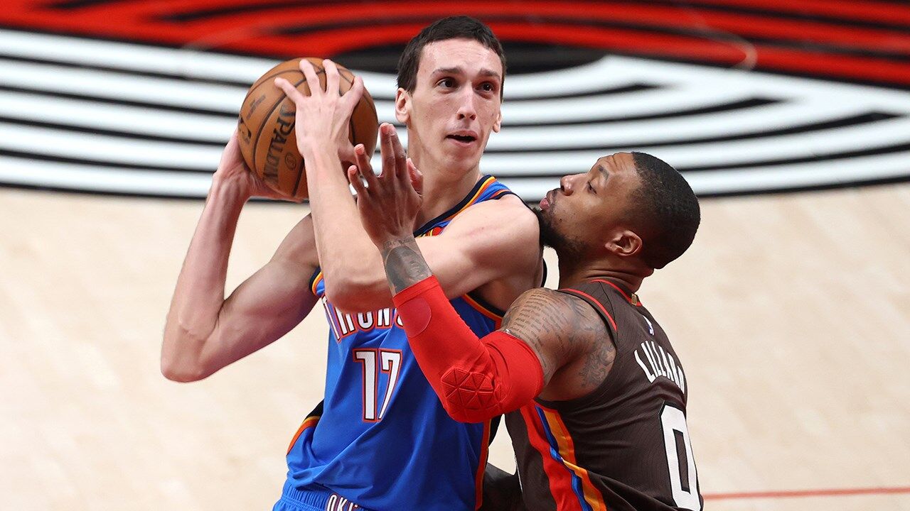 Pokusevski dá nas vistas - NBA - Jornal Record