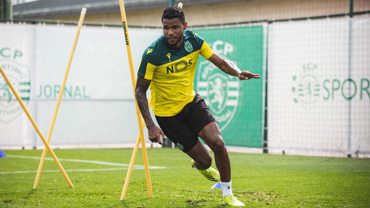 Matheus Reis tem íman para o onze do Sporting - Sporting - Jornal Record