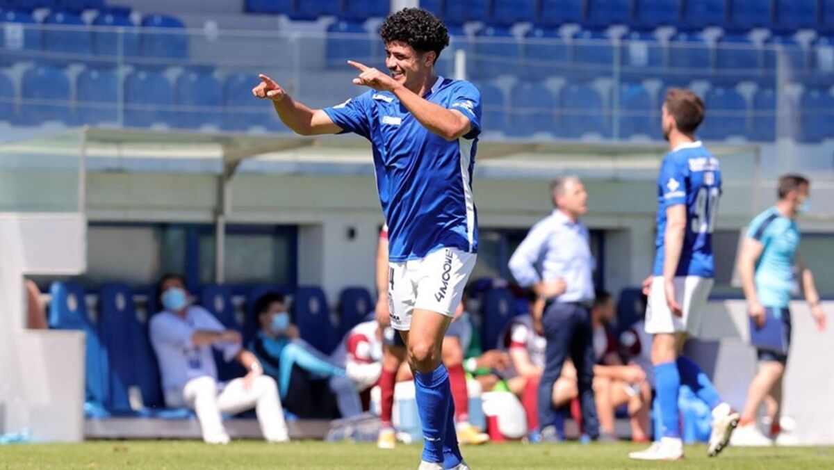 Gui Ramos eleito o melhor jovem de abril da Liga Sabseg pelo Sindicato - Feirense - Jornal Record