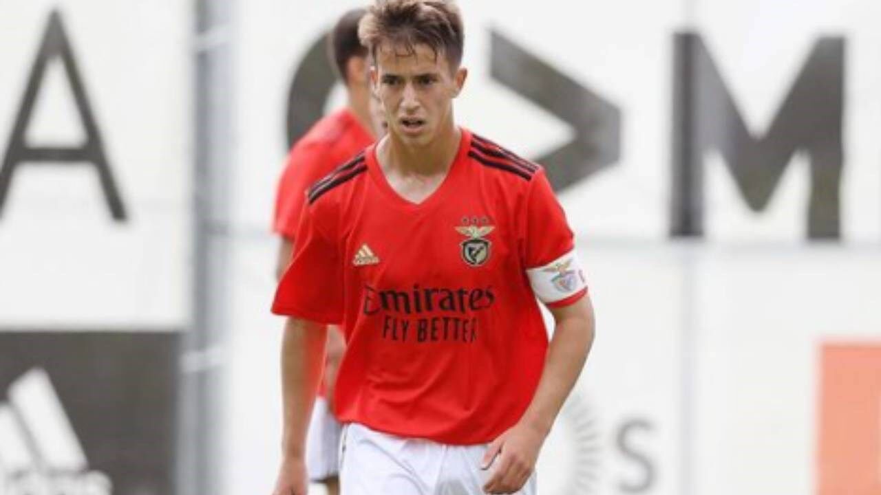 Hugo Félix marca grande golo na vitória do Benfica frente ao FC Porto ...