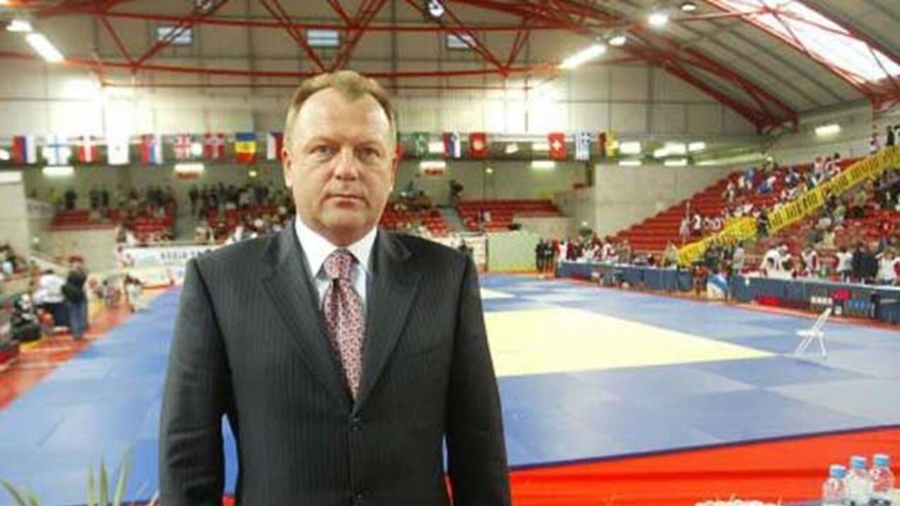 Marius Vizer reeleito por unanimidade presidente da Federação ...