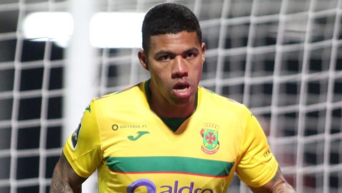 Douglas Tanque: «Queremos ir o mais longe possível na Conference League ...