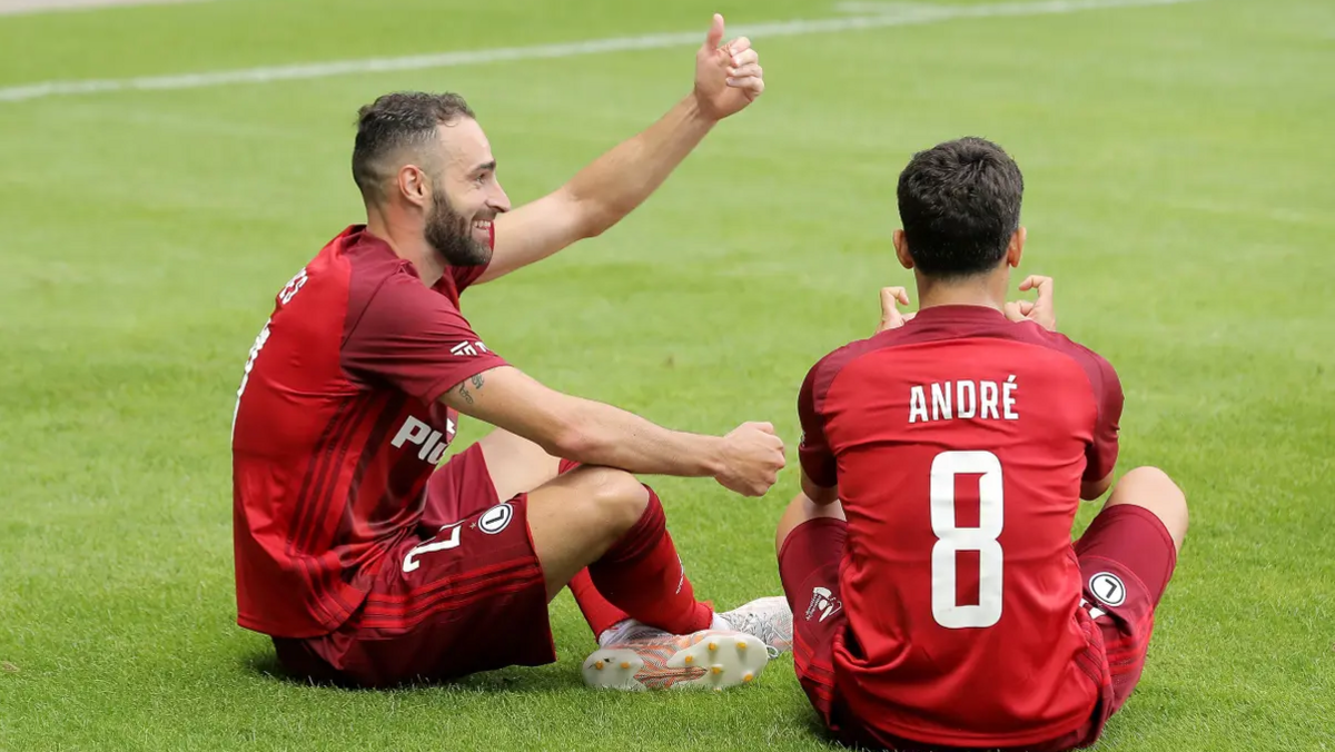 Rafael Lopes volta a ser decisivo e coloca Legia na terceira pré ...