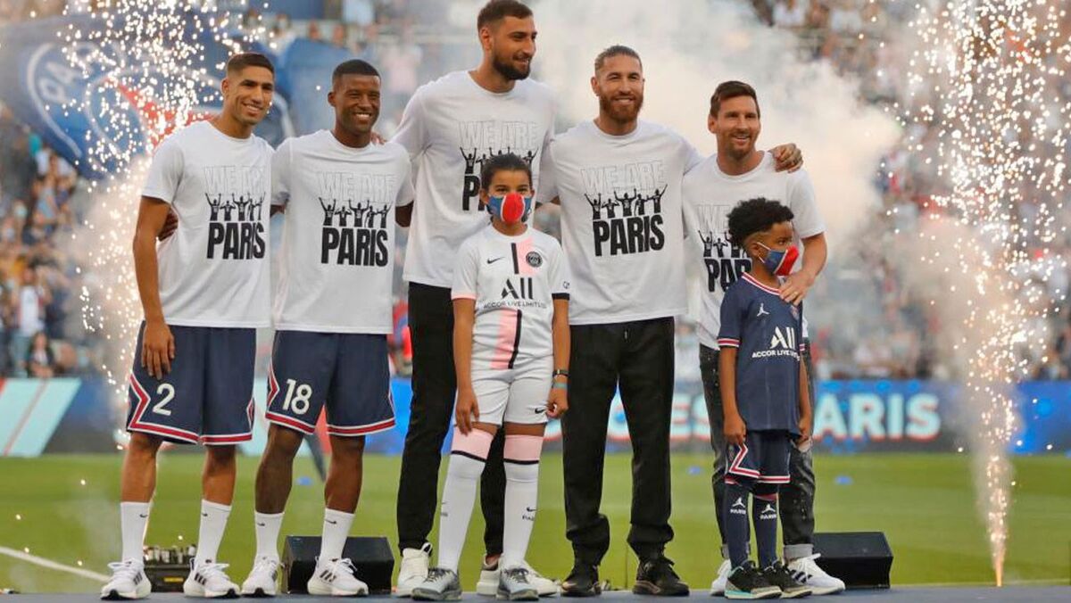 Messi e outros quatro novos 'galácticos' do PSG apresentados ...