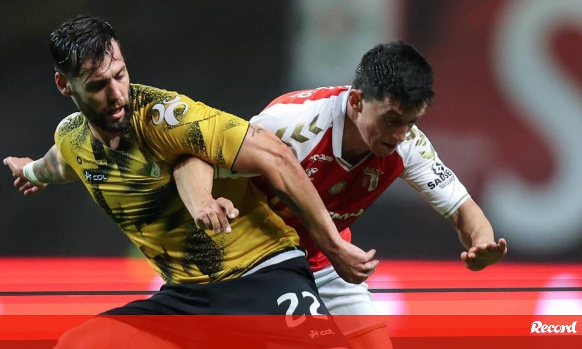 David Simão aposta em equipa-família - Liga Record - Jornal Record