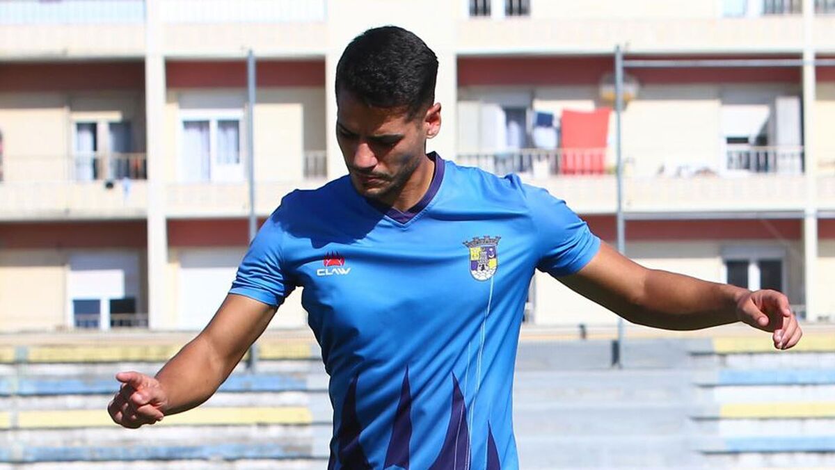 David Teles: «Representámos bem o Sintrense e demos uma boa réplica ...