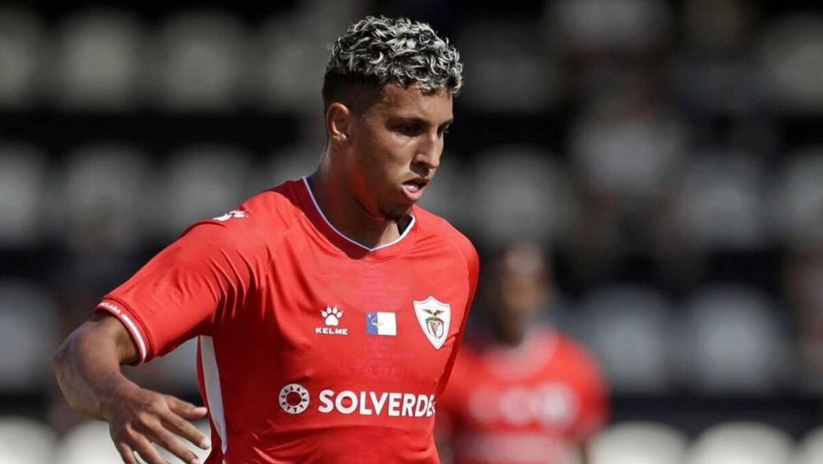 Cryzan procura o primeiro golo esta temporada - Santa Clara - Jornal Record