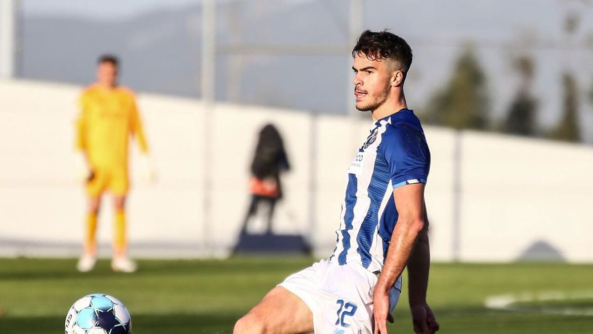 Rodrigo Pinheiro em alerta para um Ac. Viseu "a fazer pela vida" - FC ...