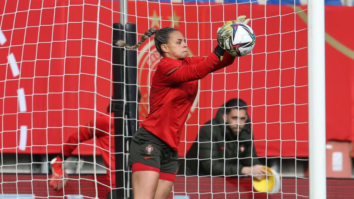 Rute Costa: «Entusiasmada com o interesse do Benfica» - Futebol ...