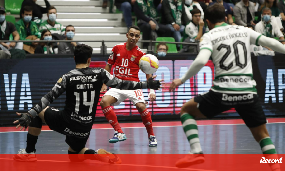 Robinho é reforço do Benfica frente ao Sporting - Futsal - Jornal Record
